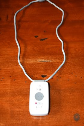 Best Medical Alert Systems Worn as Necklaces and Pendants in 2025