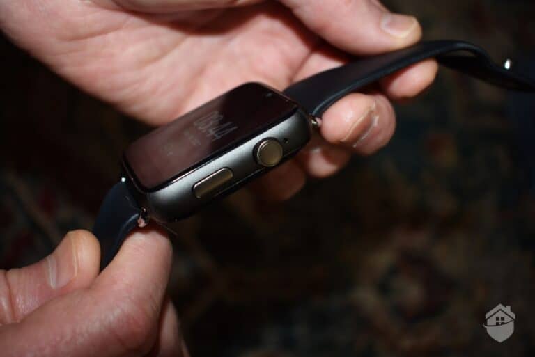 Best Medical Alert Watches of 2025: Expert Tested | SafeHome.org