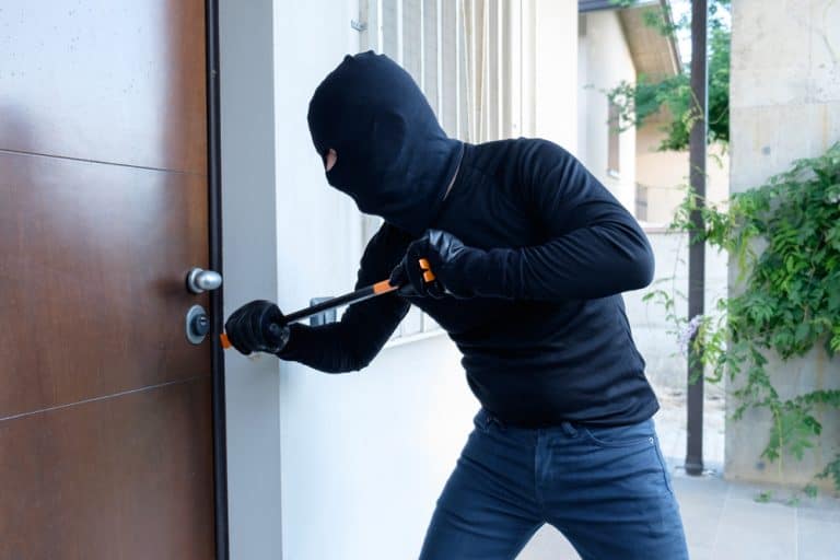 Defining Burglary vs Robbery | SafeHome.org